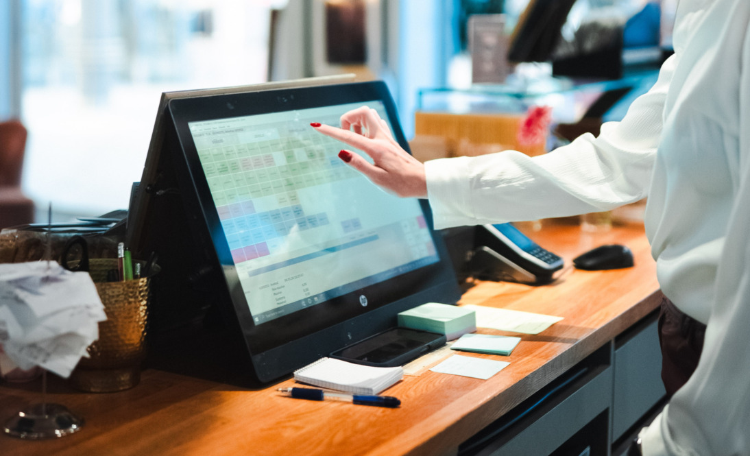 Self-Service Cash Registers (Kiosks) - Ektaco CompuCash kassasüsteemid